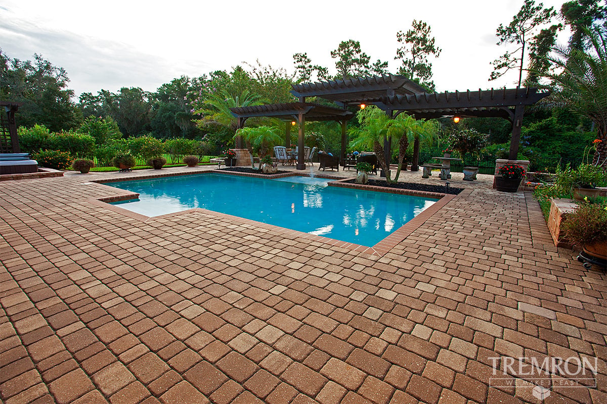 Tremron- Olde Towne Pavers - Woerner Turf & Landscape Supply