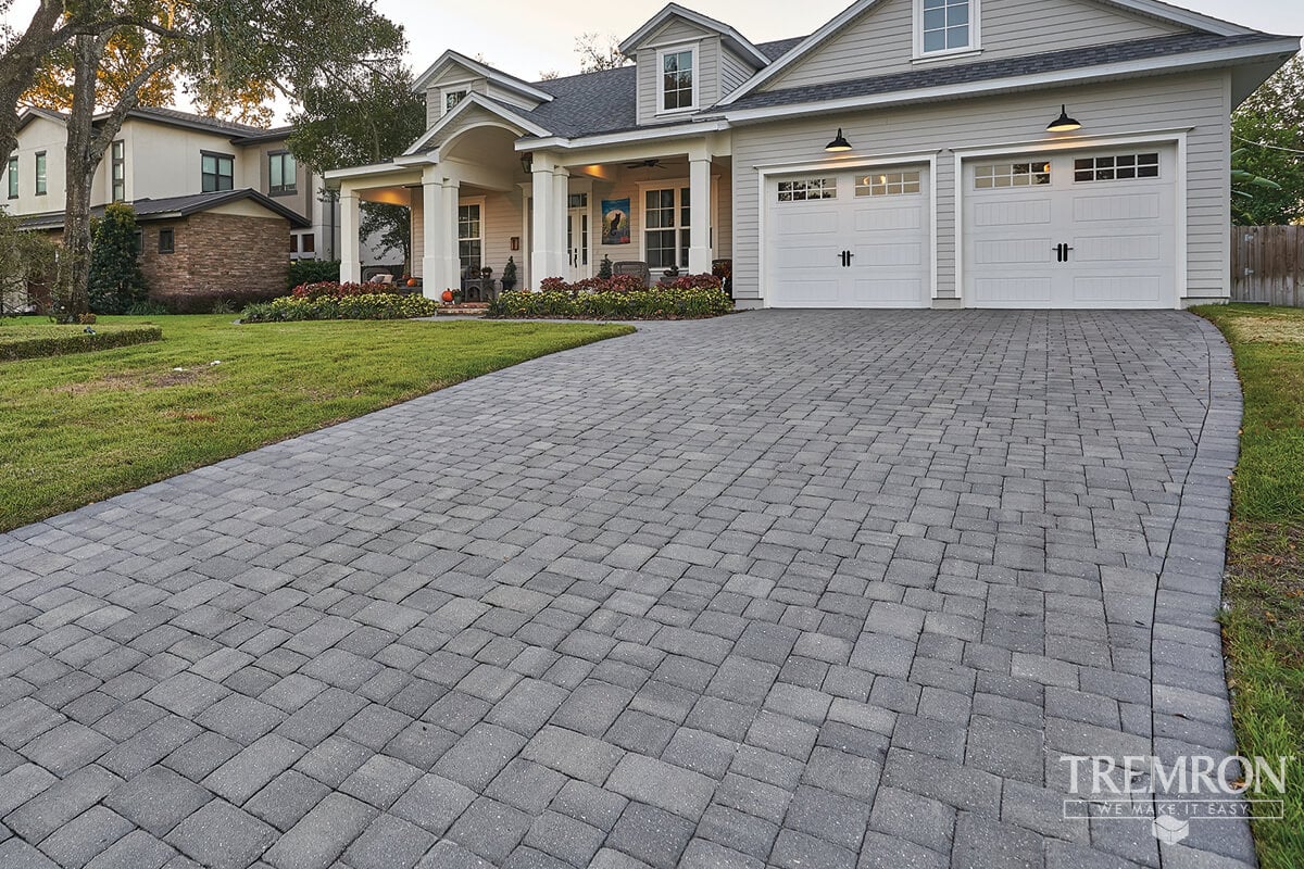 Tremron- Olde Towne Pavers - Woerner Turf & Landscape Supply
